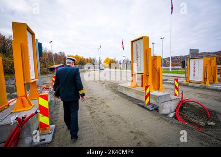Kirkenes 20220929.The Norwegian-Russian border crossing between Russia ...