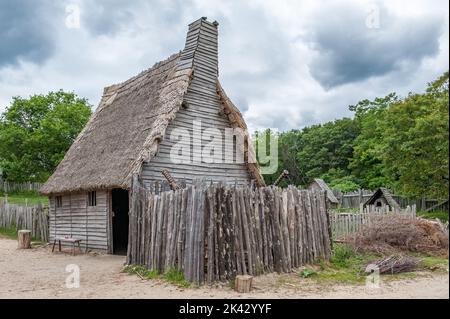 Plimoth Patuxet replicates the original settlement of the Pilgrims at ...