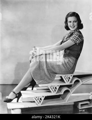 LANA TURNER 1937 Portrait publicity for Warner Bros Stock Photo - Alamy