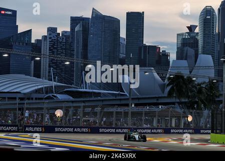 Singapore, 30/09/2022, Lewis Hamilton (GBR) Mercedes AMG F1 W13 ...