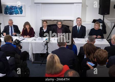 Merry Varney from Leigh Day, lawyer for the family of Molly Russell ...