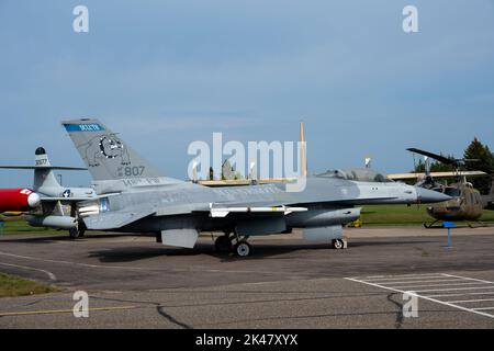 A Minnesota Air National Guard F-16C Fighting Falcon Stock Photo - Alamy
