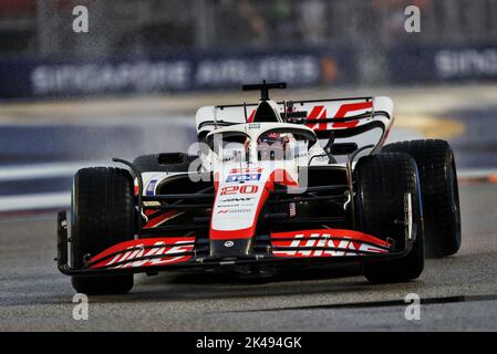 Singapore. 01st Oct, 2022. Kevin Magnussen (DEN) Haas VF-22. Singapore ...