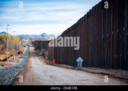 Recently constructed panels at the new border wall system project east ...