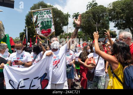 People protesting with banners, posters and screams at the event ...