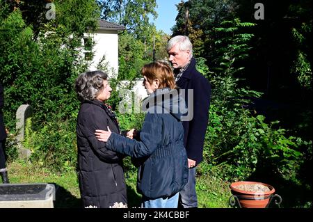 Birgit Behrens-Otto und Renate Blume mit Sohn Alexander Reed bei der ...