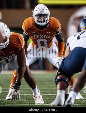 October 1, 2022. DeMarvion Overshown #0 of the Texas Longhorns in ...