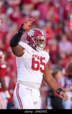 Alabama offensive lineman JC Latham runs a drill at the NFL football ...