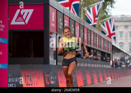 Womens Elite Rose Harvey (GBR) finishes tenth during the TCS London ...