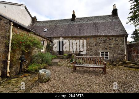 Weaver's Cottage in Kilbarchan Stock Photo - Alamy
