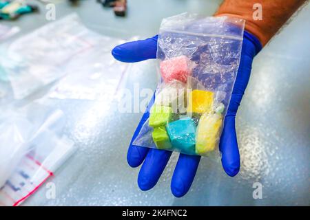 "Rainbow" Fentanyl is a synthetic opioid that is 50-100 times stronger ...