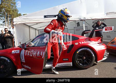 No. 8 Marcus Ericsson, Porsche Experience Racing, during Saturday's ...