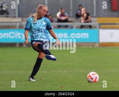 DARTFORD ENGLAND - OCTOBER 02 : Grace Fisk of West Ham United WFC holds ...