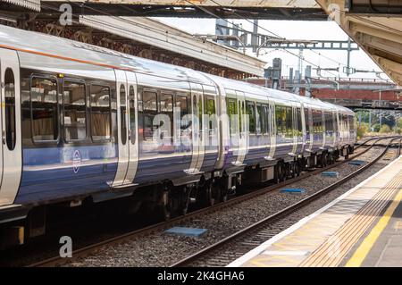 SLOUGH, ENGLAND- 11 September 2022: Elizabeth Line train on a platform ...