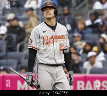 Baltimore Orioles' Ryan Mountcastle (6) is out at first against Chicago ...