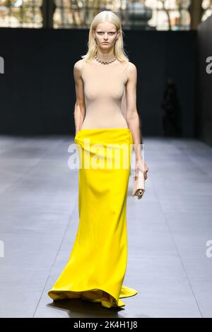 VALENTINO SS23 runway during Paris fashion Week on October 2022 - Paris ...