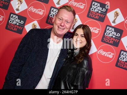 Jens Heinz Richard „Knossi“ Knossalla & Lia Mitrou, 90s SuperShow ...