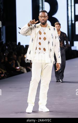 Dadju walks the runway of the Le Défilé L'Oréal during Paris Fashion ...