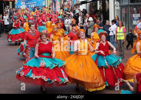 Bournemouth, UK. 2nd October 2022. Hundreds of dancers and musicians ...