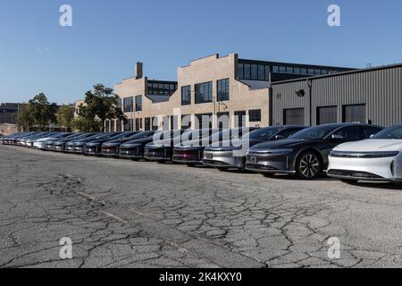 Chicago - Circa October 2022: Lucid Air Touring sedan display at the ...
