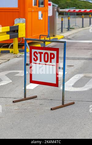Temporary Metal Sign Stop Ramp Out of Order Stock Photo - Alamy