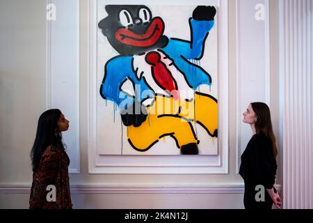 London, UK. 3 October 2022. Nigerian London-based artist Slawn pictured ...