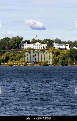 The 1898 Colonial Revival style clubhouse of the private Minikahda Club ...