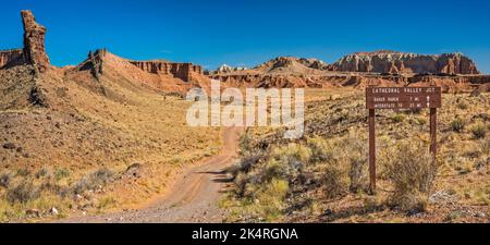 Upper Baker Ranch Road at Cathedral Valley Road junction, Middle Desert ...