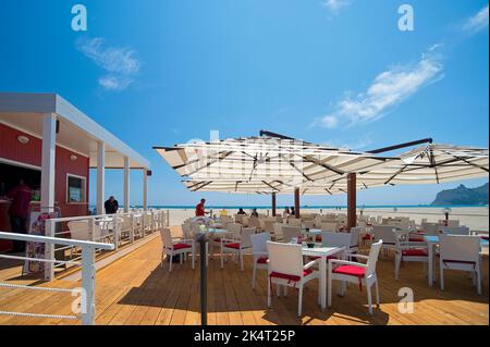 Twist Bar, New Kiosk, Poetto e Sella del Diavolo, Cagliari, Sardinia ...