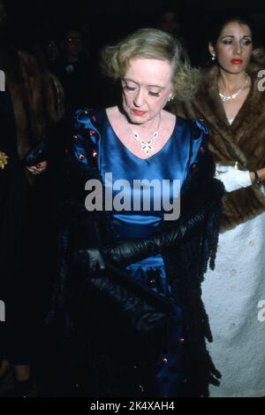 Bette Davis Circa 1980's Credit: Ralph Dominguez/MediaPunch Stock Photo ...
