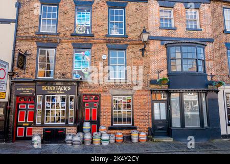 The historic Blind Jacks pub at the market place, Knaresborough ...
