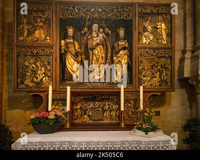 Bamberger Dom Seitenaltar Stock Photo - Alamy