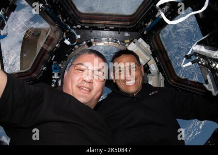 Expedition 67 Flight Engineers (from left) Jessica Watkins of NASA and ...