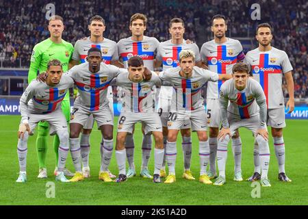 Milano, Italy. 04th Oct, 2022. Robert Lewandowski (9) of Barcelona seen ...
