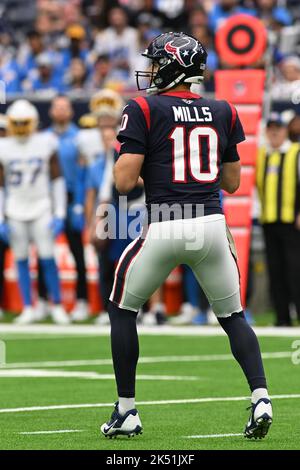 Houston Texans quarterback Davis Mills (10) throws during a NFL ...