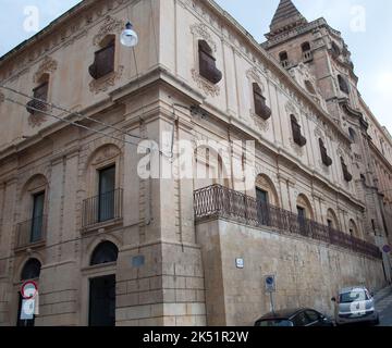 Window, Convent, Noto, Province of Siracusa (Syracuse), Sicily, Italy ...
