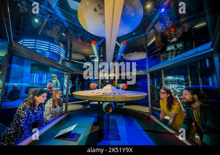 A model of the U.S.S. Enterprise from Star Trek in the Science Museum ...