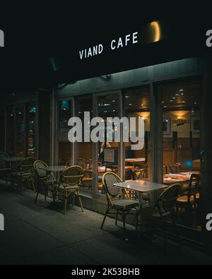Viand Coffee Shop Manhattan New York Breakfast Lunch Upper East Side ...