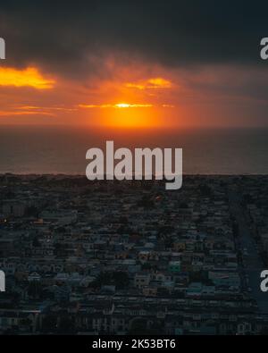 Sunset view from Grandview Park, San Francisco, California Stock Photo ...