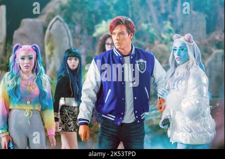 MONSTER HIGH: THE MOVIE, (aka MONSTER HIGH), from left: Lina Lecompte ...