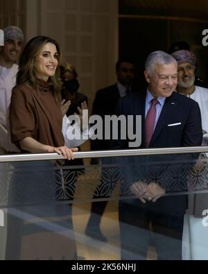 Muscat, Oman. 05th Oct, 2022. TM King Abdullah II and Queen Rania, and ...
