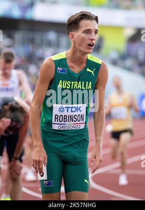 Ky Robinson of Australia competing in the men’s 5000m heats at the ...