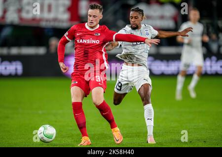 ALKMAAR, NETHERLANDS - OCTOBER 6: Euclides Cabral of Apollon celebrates ...