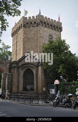 The Medieval city walls in Florence, Italy Stock Photo - Alamy