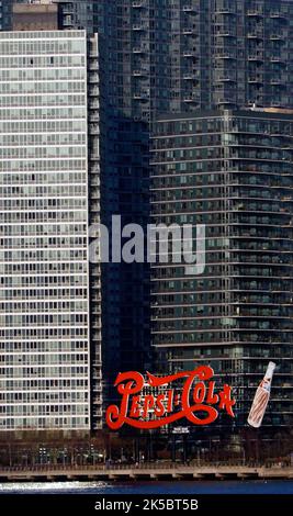 Pepsi Cola Sign NYC Stock Photo - Alamy