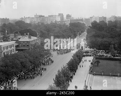 Confederate Reunion - Parade, 1917. Military parade and Civil War ...