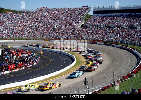 RACE SCENE, NASCAR 3D: THE IMAX EXPERIENCE, 2004 Stock Photo - Alamy