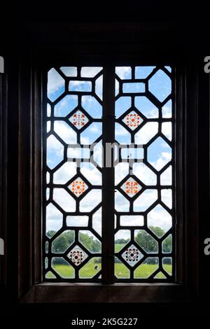 Tudor 16th century stained glass window Great Bedwyn church, Wiltshire ...
