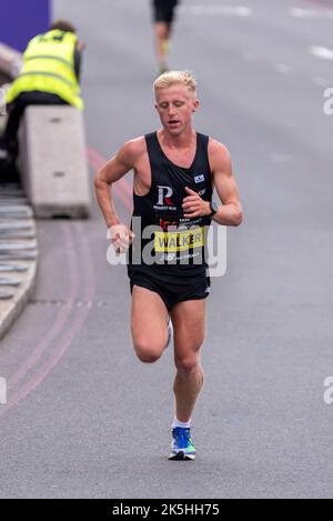 Kieran Walker running in the TCS London Marathon 2022 elite men's road ...