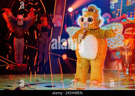 Cologne, Germany. 08th Oct, 2022. The character "No Name" is on stage ...